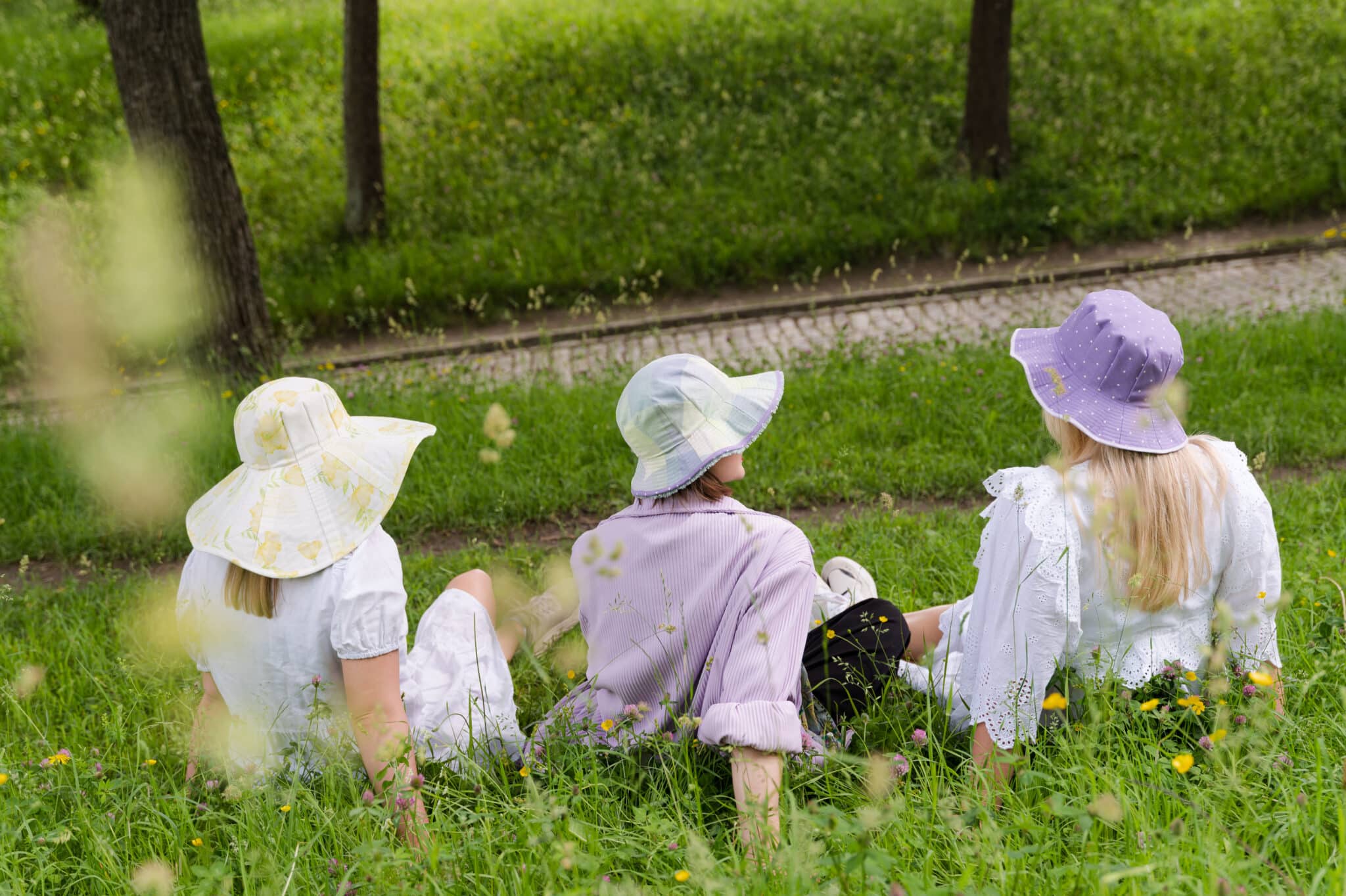 Så enkelt kan du lage din egen solhatt - Kreftforeningen