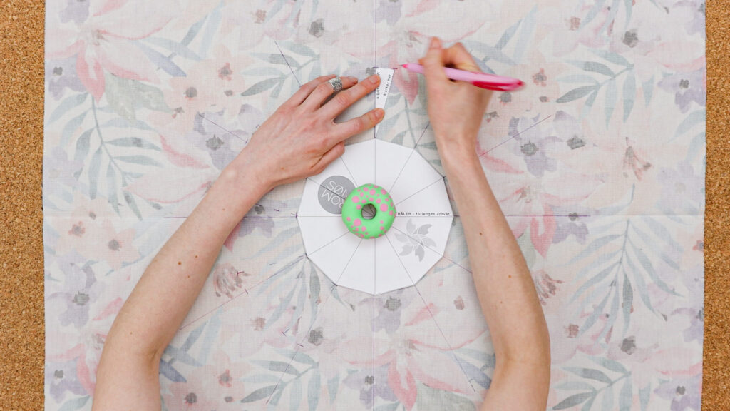 Så enkelt kan du lage din egen solhatt - Kreftforeningen